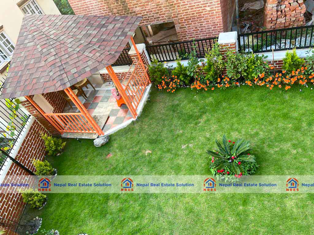 Modern And Luxurious House For Rent